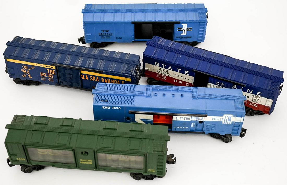 Lionel Trains (5) Boxcars