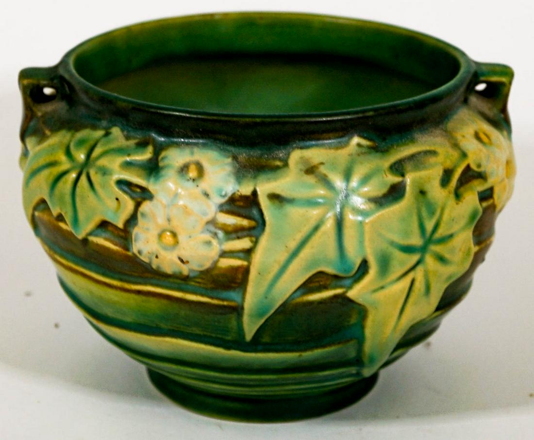 Roseville Pottery Luffa Pot Circa 1934