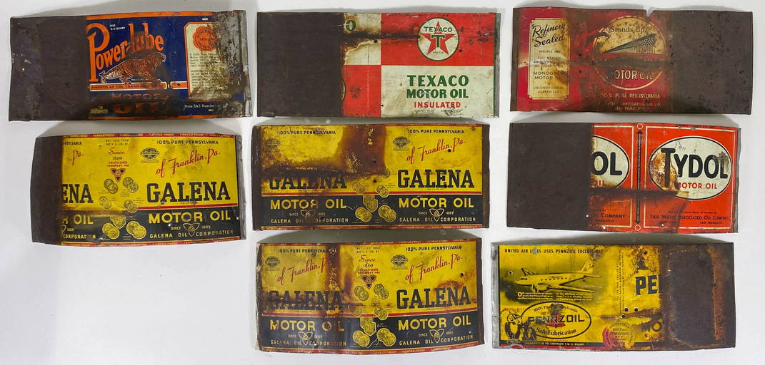 Vintage (8) Flattened Quart Oil Cans