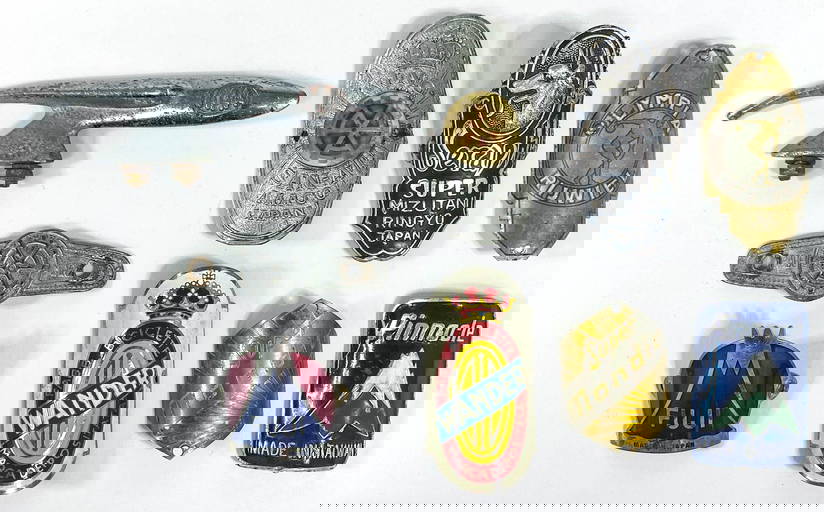 (9 Pcs) Vintage Bicycle Head Badges