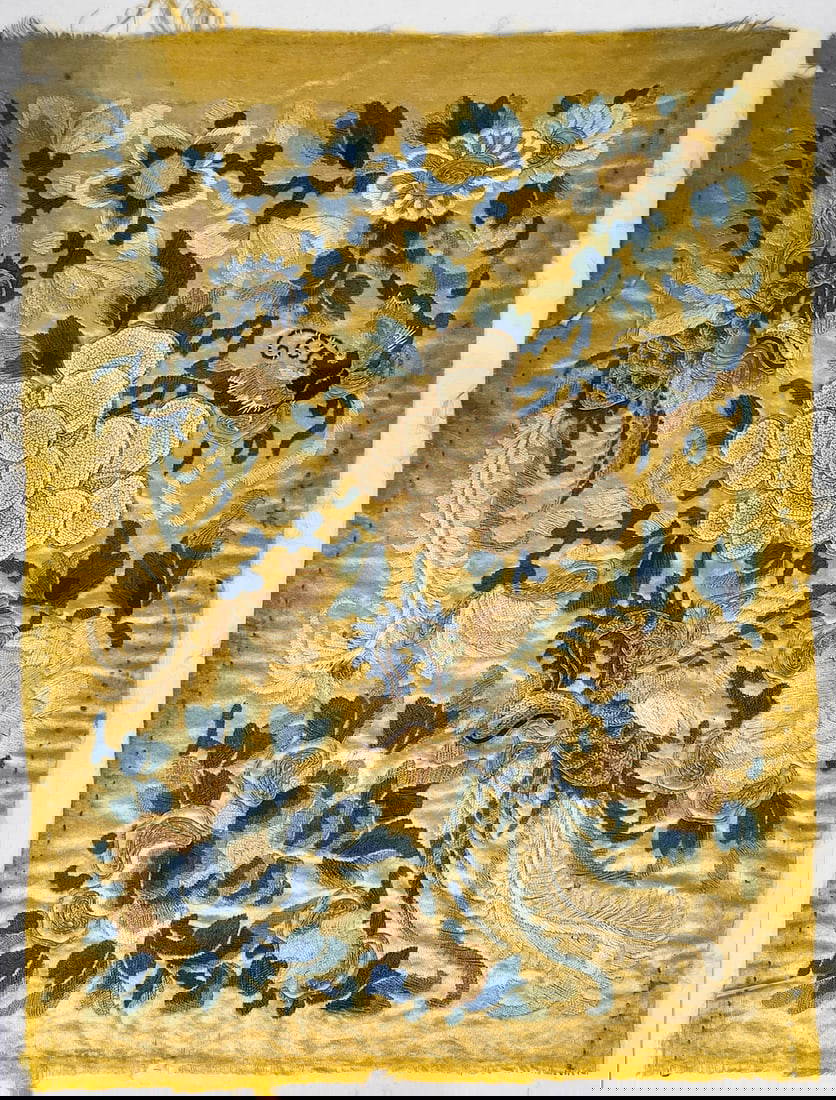 Chinese Antique Gold Thread Embroidery Auction