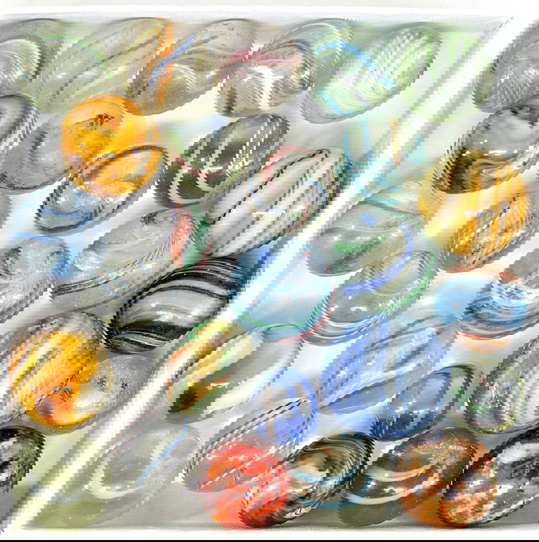 Estate Lot Of Vintage & Antique Marbles Auction