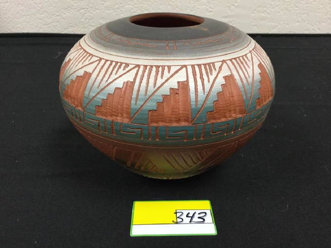 Native American Pottery Navajo Pot. Signed By Artist.