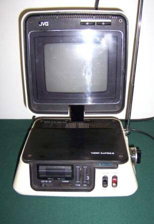 Jvc 'pyramid' Video Capsule Tv & Radio/alarm