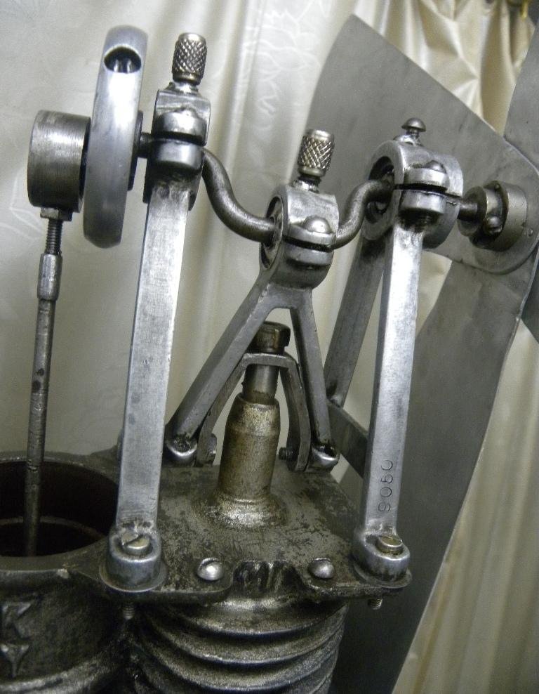 ANTIQUE LONDON KYKO KEROSENE FAN STERLING ENGINE1920' s