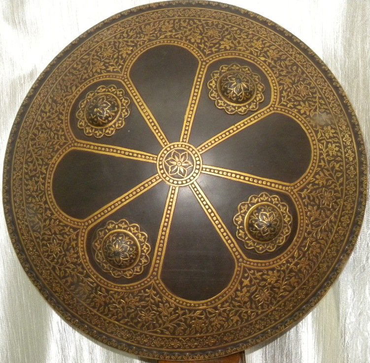 19TH.C TURKISH WARRIOR SHIELD HAND CARVED FLOWERS MOT