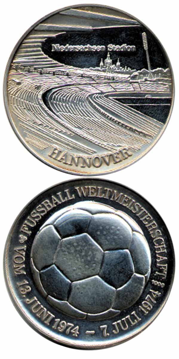 7146: World Cup 1974. Silver medal WC 1974