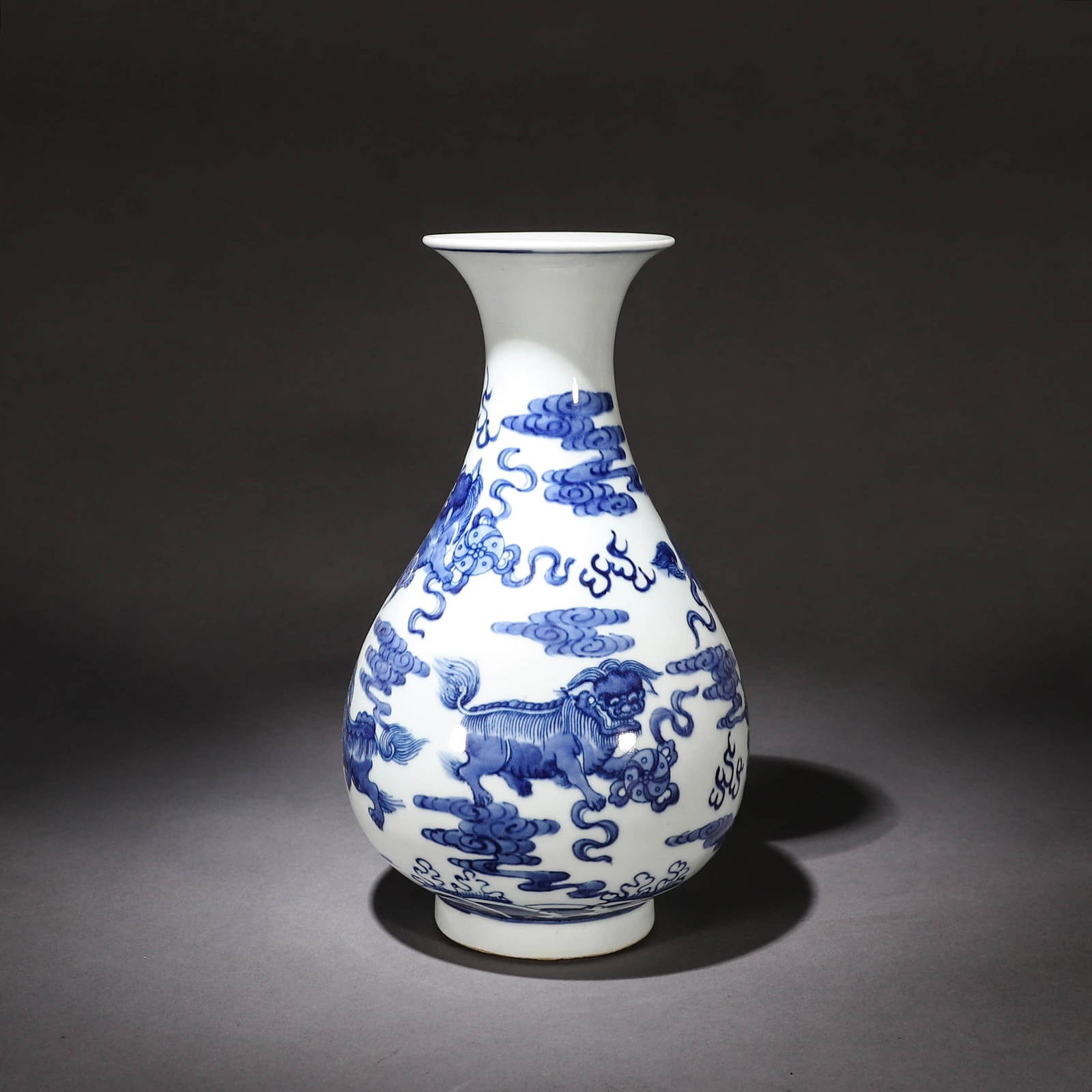 Blue And White Lion Pear Shape Vase Auction