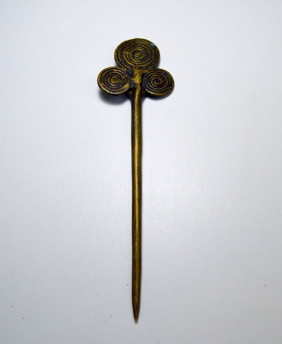 Vintage Ashanti Bronze hair pin with Circular designs