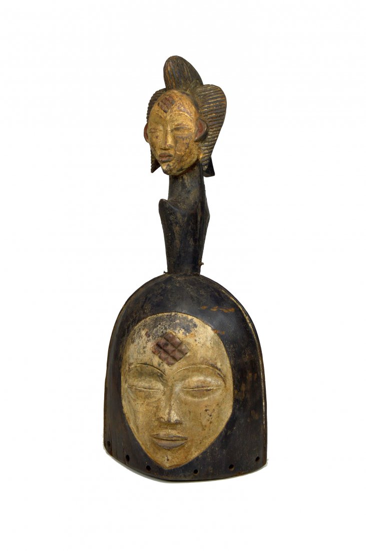 UNUSUAL PUNU SCULPTURE WITH LARGE BELL LIKE FORM