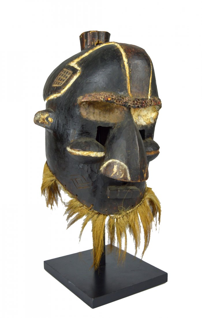 A Rare Binji African Mask Ex James Willis / Allan Stone