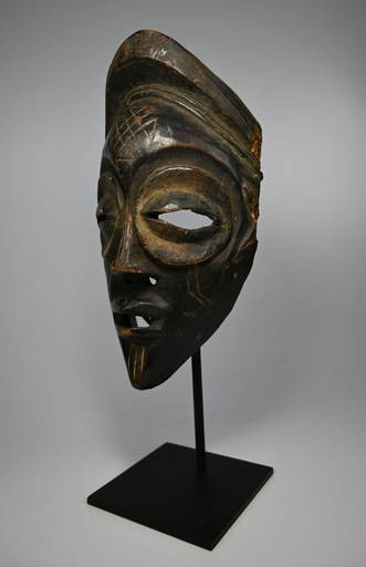 Rare Mbangani African Mask Ex J. Camp Gallery 1985