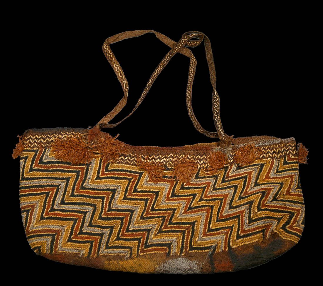 Elongated Suki Carrying Bag Auction