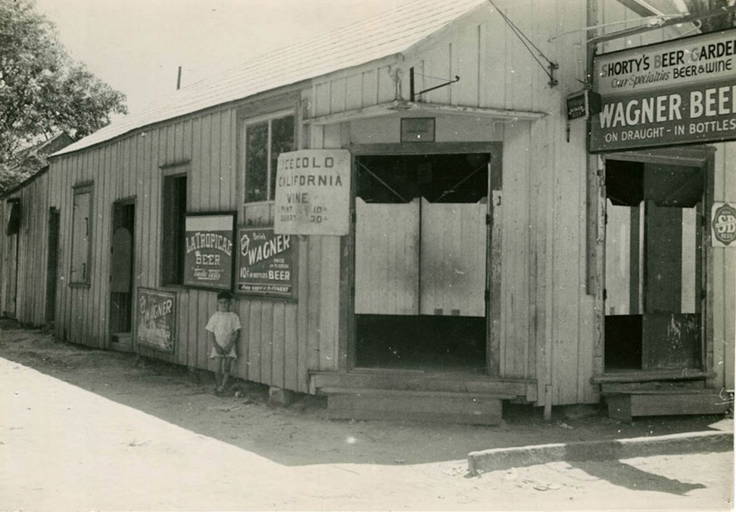 Rudy Burkhardt, Rural Bar 1940's. California?