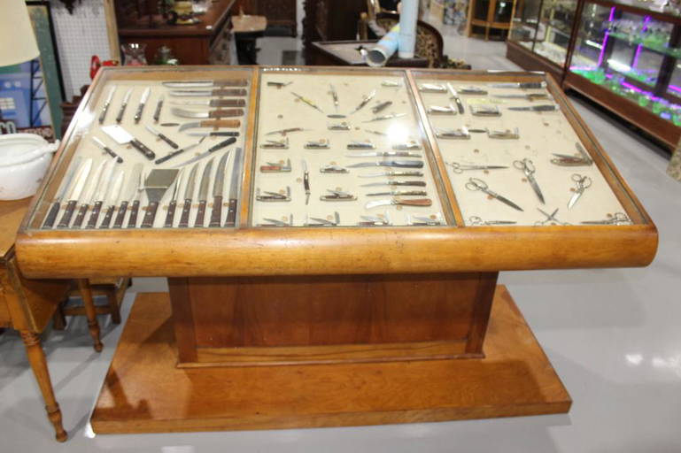 Antique Case Xx Knives Store Display Cabinet