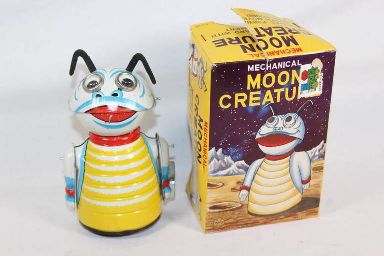 VTG Marx Moon Creature with Top of Box - Mar 19, 2022 | Auctions by ...