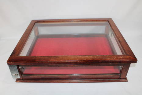 Glass / Wood Table Top Display Case