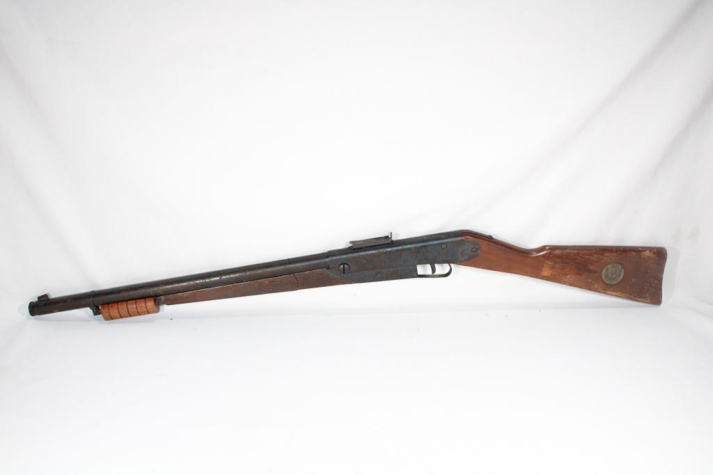 Daisy Model 25 Pump Action BB Gun - Dec 03, 2022 | Auctions by Adkins ...