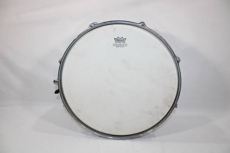 Unmarked Snare Drum - Silver (#0345) on Jan 07, 2023 | Auctions by ...