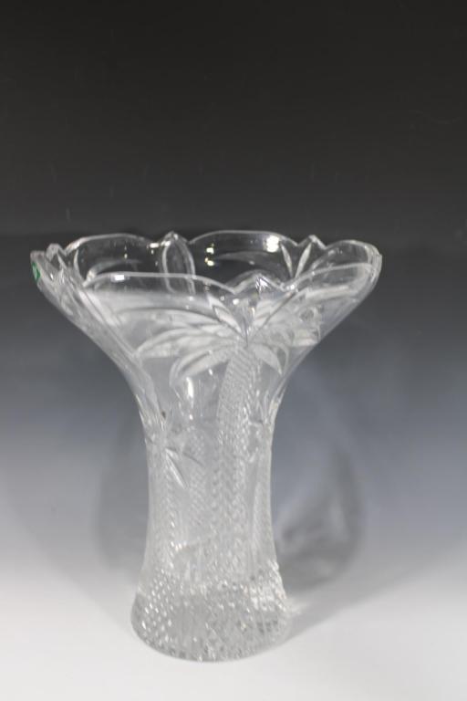 Shannon Crystal Bouquet Vase W/ Palm Trees