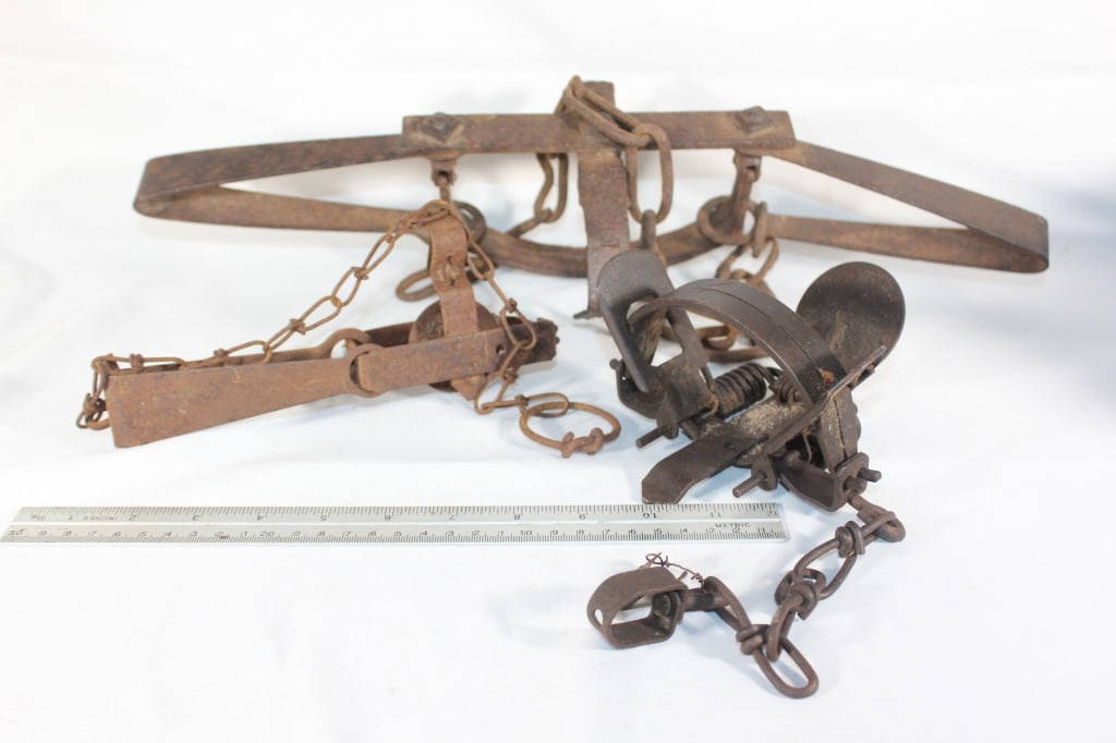 Lot Of Antique Animal Traps Auction