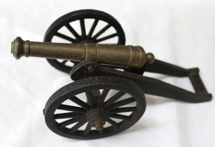 Mini Metal Cannon