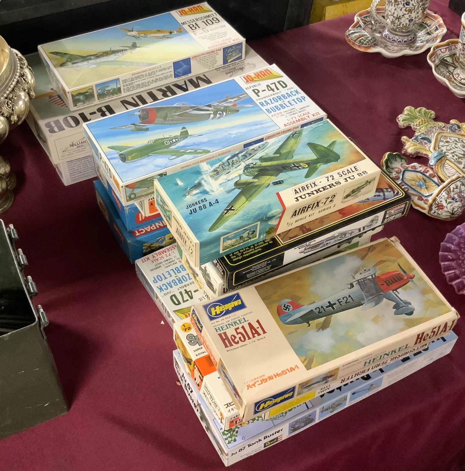 Lot of 16 Vintage Model Aircraft Kits. - May 28, 2022 | Direct Auction ...