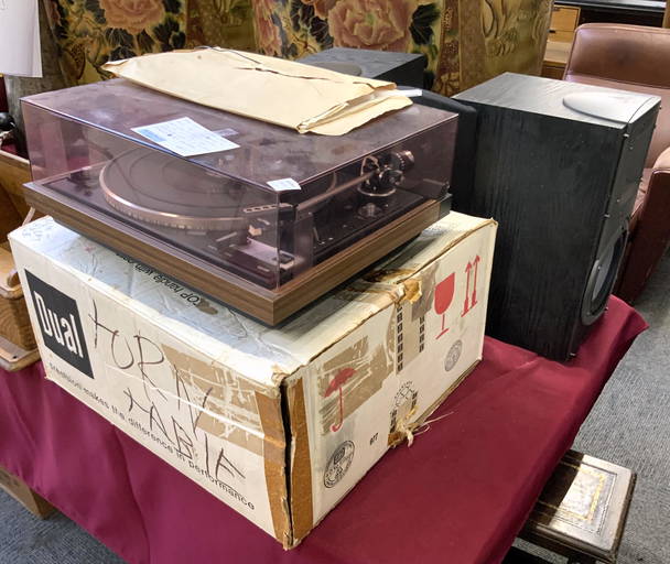 Lot: Dual 1245 Turntable w/ Pair of Speakers. (#0303) on Dec 31, 2022 ...