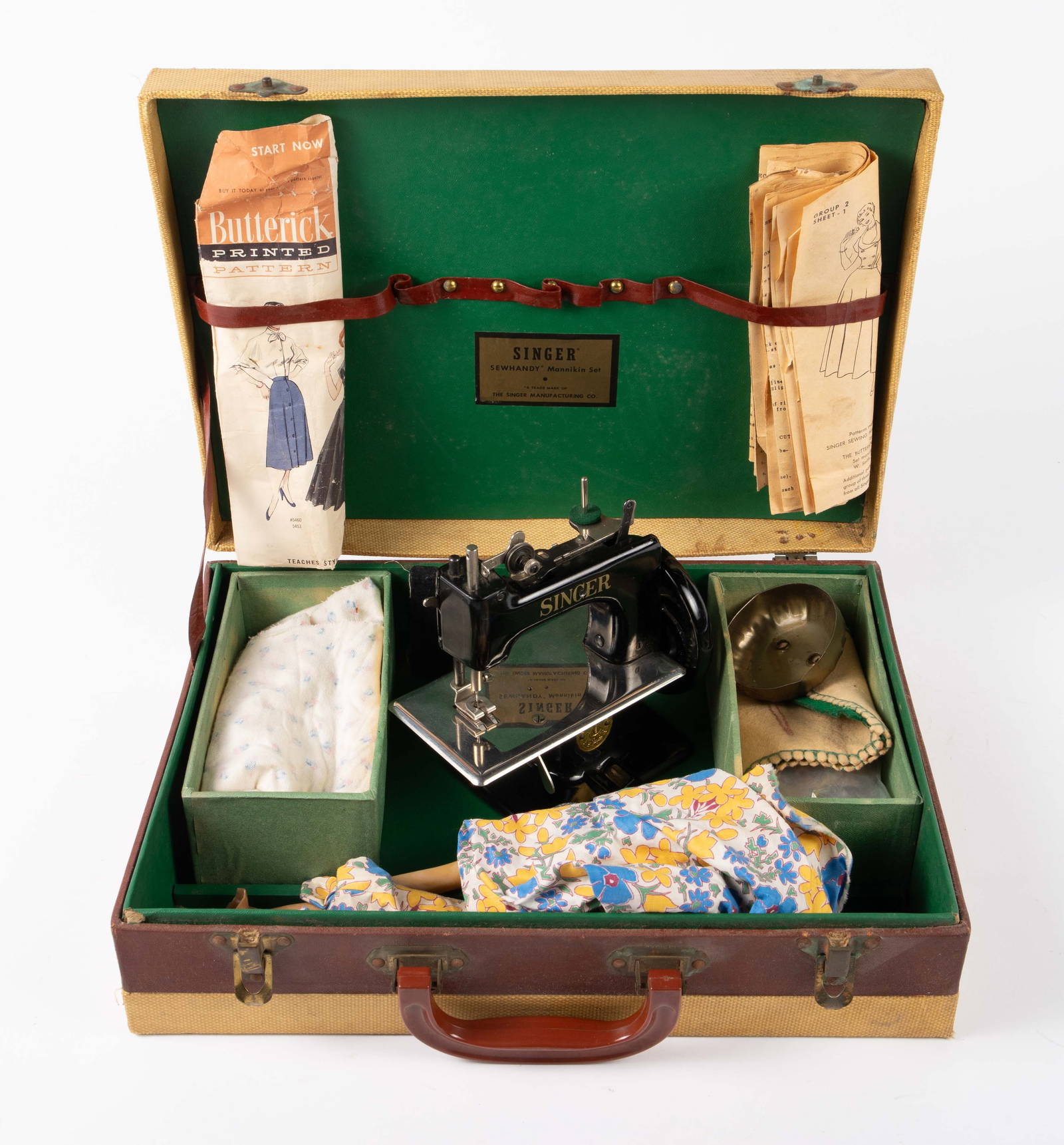 Vintage Singer Sewhandy Mannequin Set W/ Case. Auction