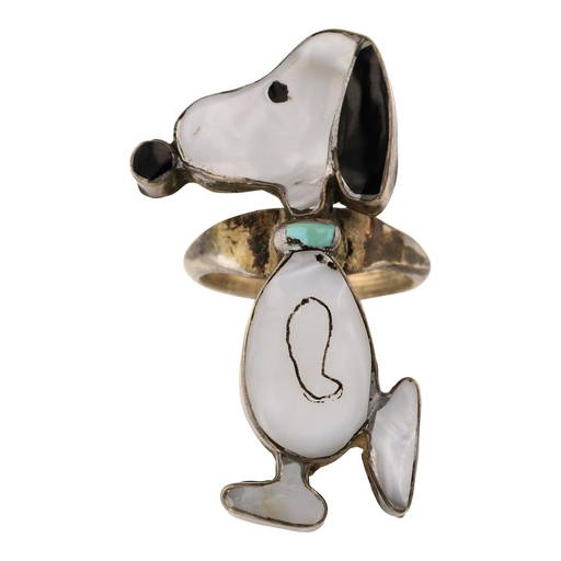 Vintage Zuni Mother Of Pearl Inlay Snoopy Ring