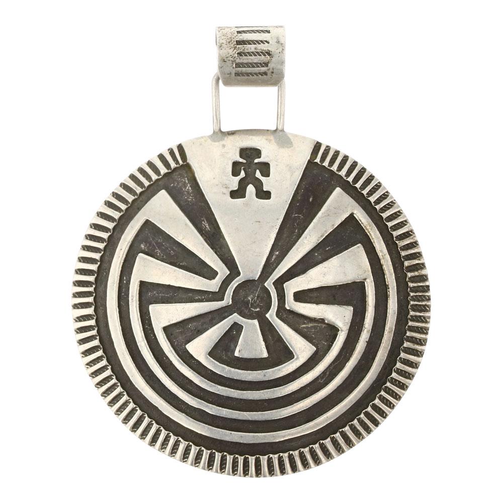 Vintage Navajo Plain Silver Man In The Maze Pendant Auction