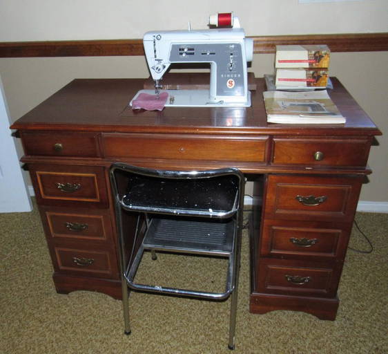 Singer 600e Sewing Machine