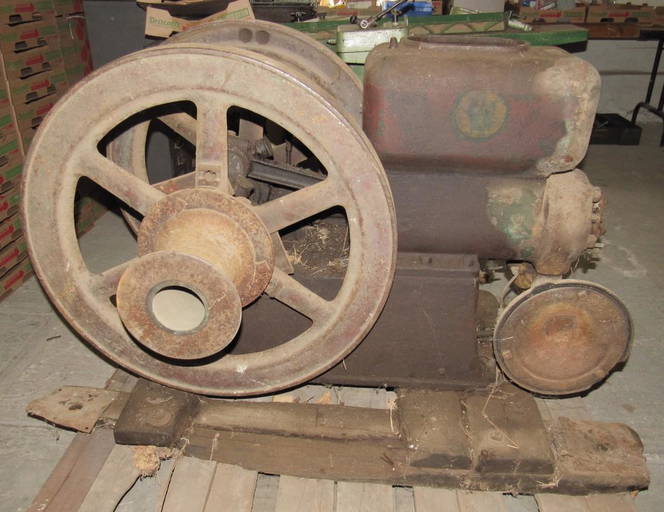 Antique Hercules 6hp Hit & Miss Gas Engine