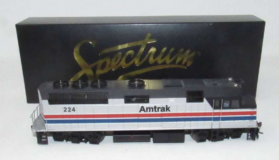 Bachmann Spectrum Ho Scale F40 Ph Diesel Locomotive