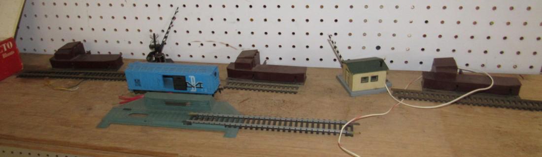 HO Scale Train Track Accessories