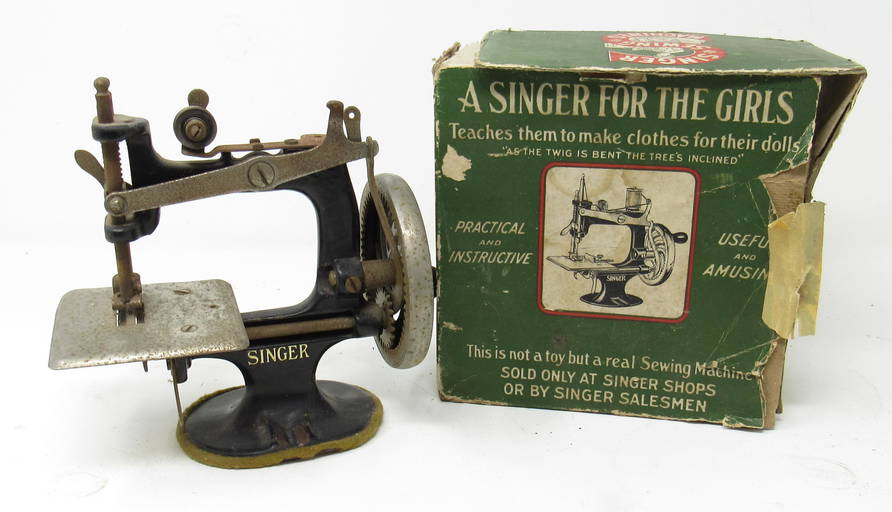 Singer Sewing Machine