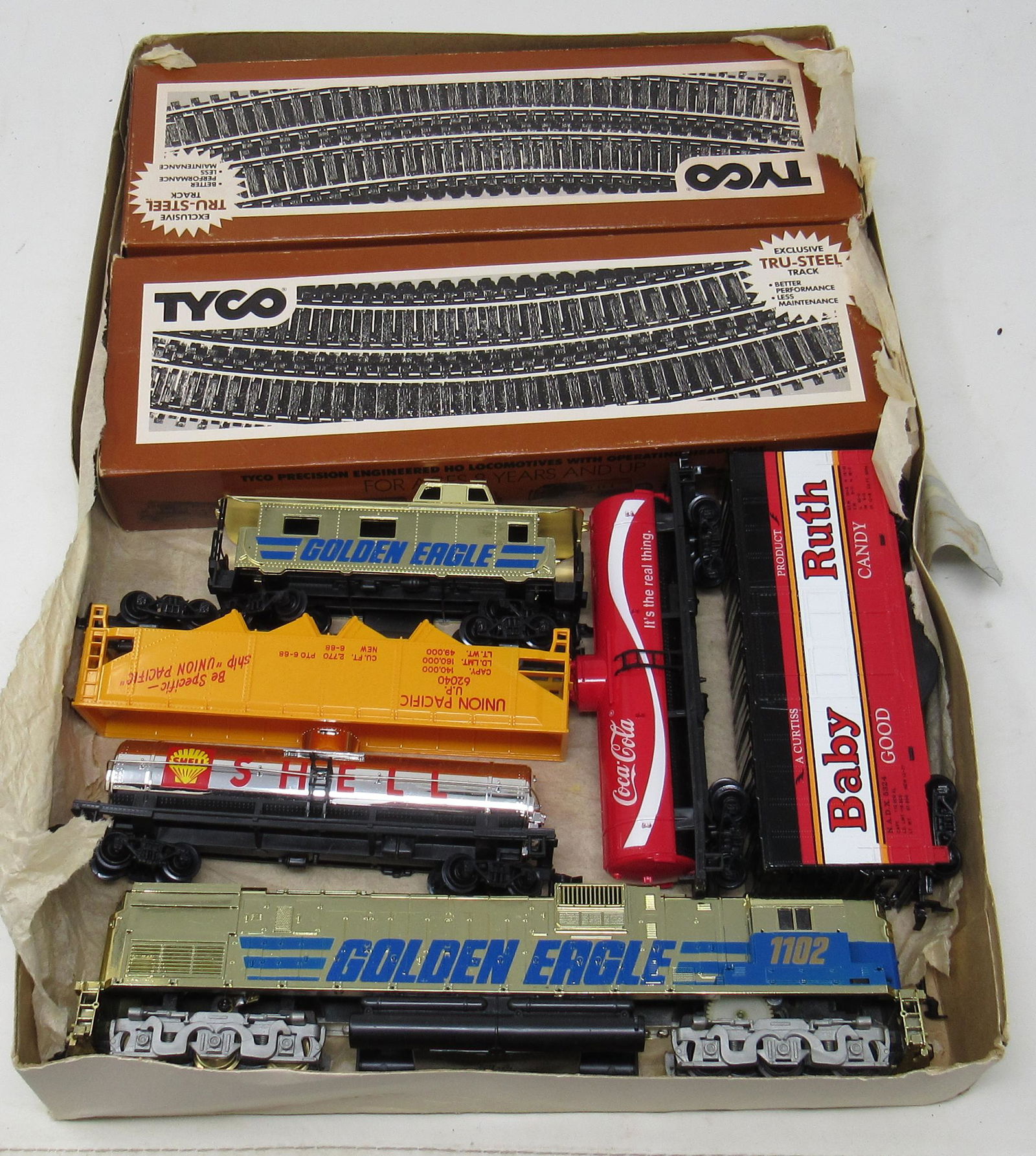 Tyco Golden Eagle 1102 Locomotive Trains & Track - May 10, 2020 | M.J ...