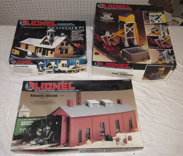 Lionel Ore Loader Rico Station & Engine House