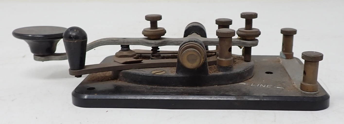 Telegraph / Morse Code Key