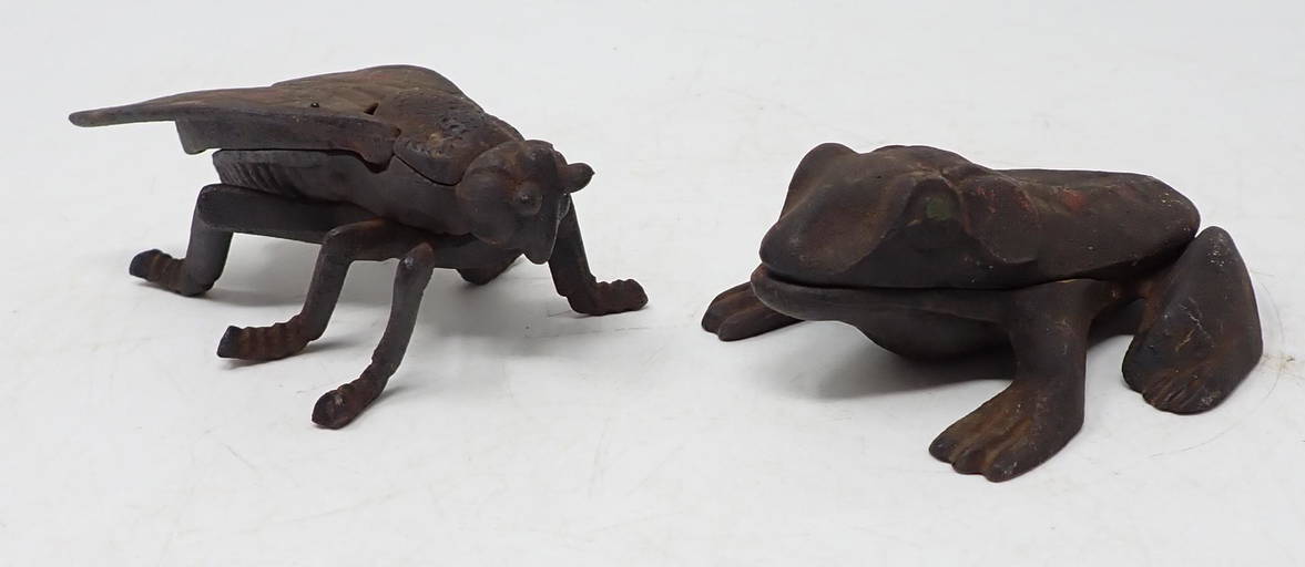 Cast Iron Fly & Wilton Frog Matchholders