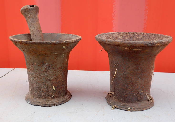 Cast Iron Mortars & Pestle