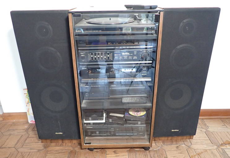 Quasar Stereo System Speakers Pioneer Cd Player