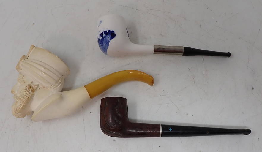 Meerschaum Dr Grabow Duke Blue Delft Pipes - Jun 26, 2022 | M.J. Stasak ...