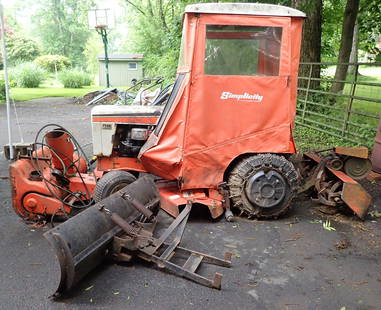 Simplicity 7116 Hydrostatic Garden Tractor