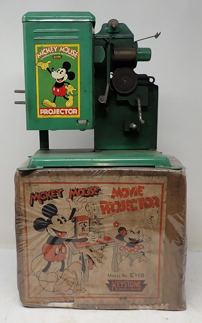 Keystone Mickey Mouse E 18 Movie Projector W/ Box