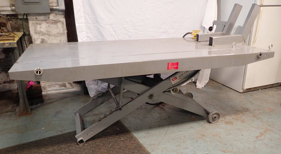 Handy Motorcycle Air Lift Table