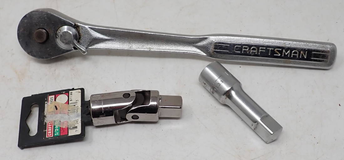 Craftsman 1/2" Drive Rachet Swivel Extension - Nov 27, 2022 | M.J ...