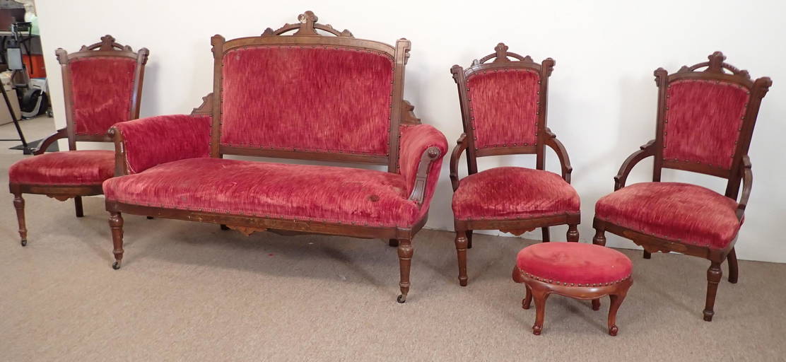 Victorian Parlor Set