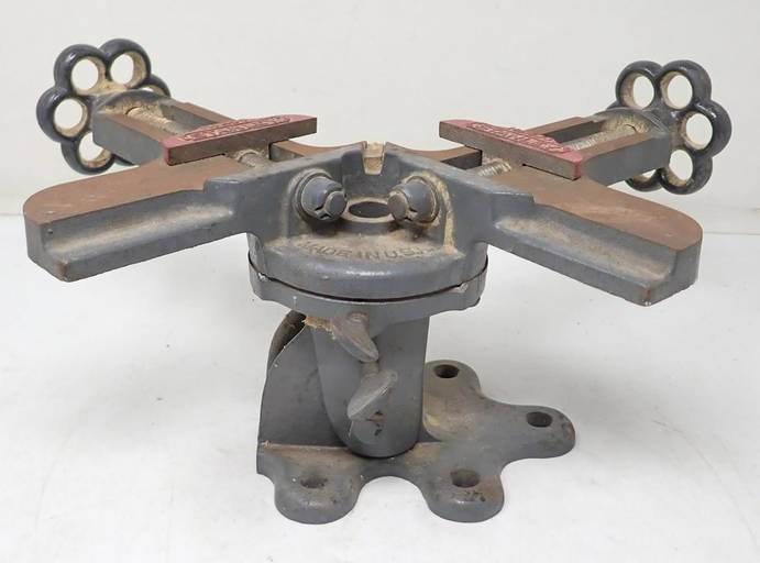 Stanley No. 400 Cast Iron Miter Vise