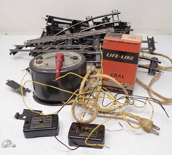 American Flyer Train Track & Transformer